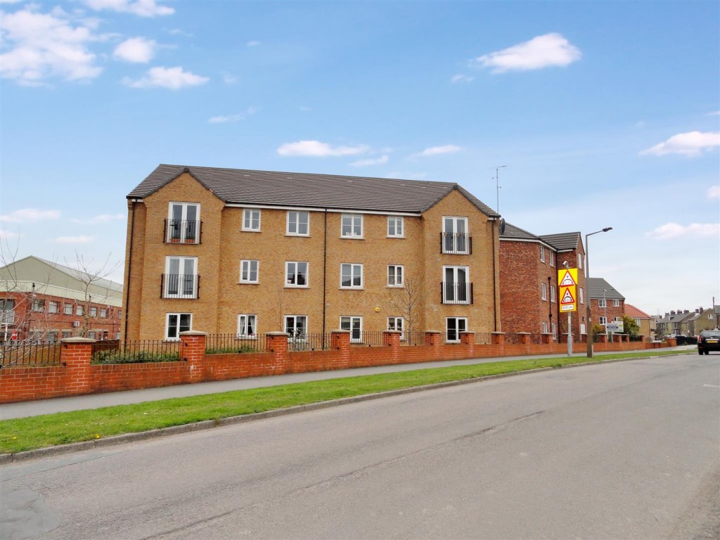 Dunstone Heights, Green Road, Penistone, 2 bedroom, Apartment